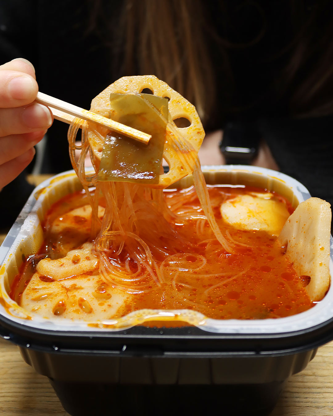 Hot Pot s rajčatovou příchutí se zeleninou 205 g - Haidilao :: Pinoys.cz